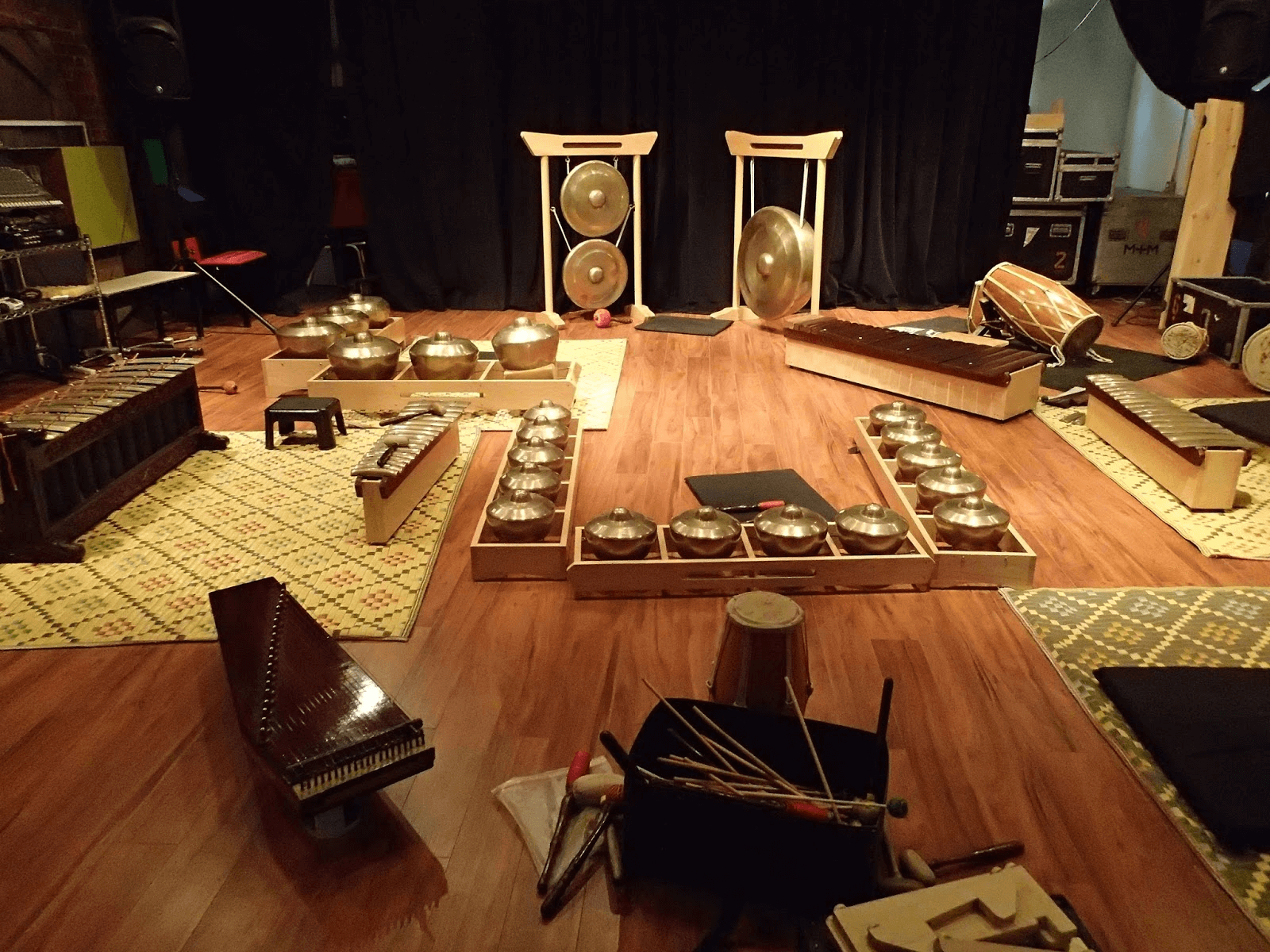 Yuk Mengenal Seni Budaya Bandung yang Beragam - Bolu Susu Lembang