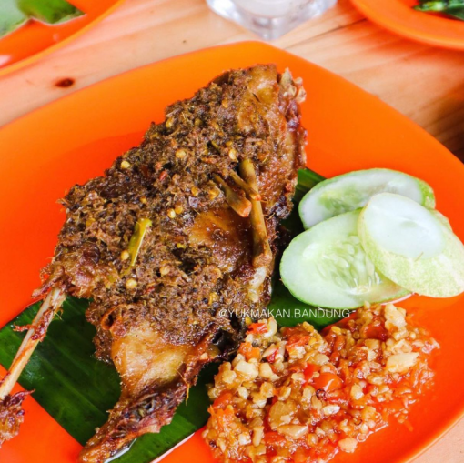 5 Rekomendasi Warung Nasi Bebek Madura di Bandung yang Otentik! - Bolu Susu Lembang